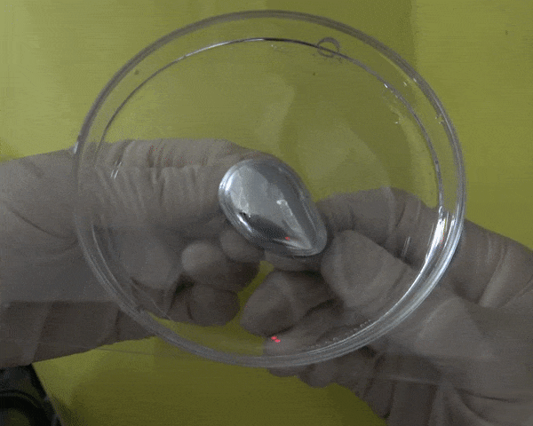 Chemistry in Pictures: Liquid metal ferrofluid﻿