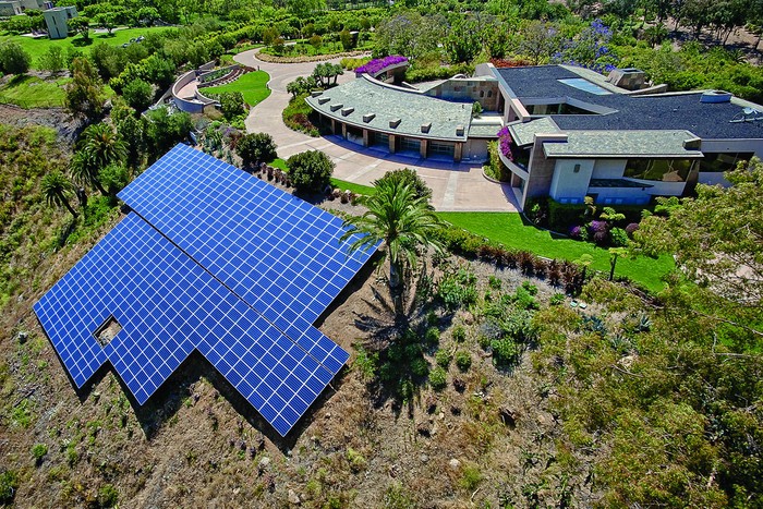 Solar-Panel-Makers-Cry-Foul