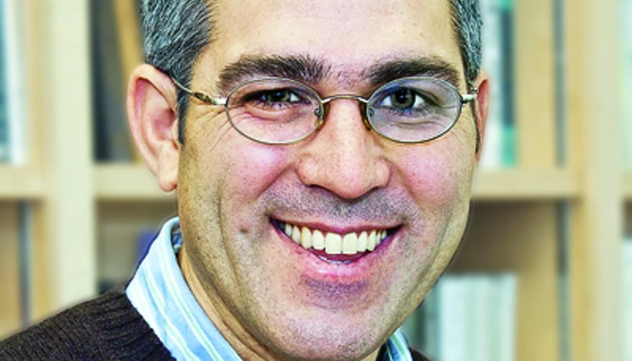 Daniel Gamelin Is Inorganic Nanoscience Awardee