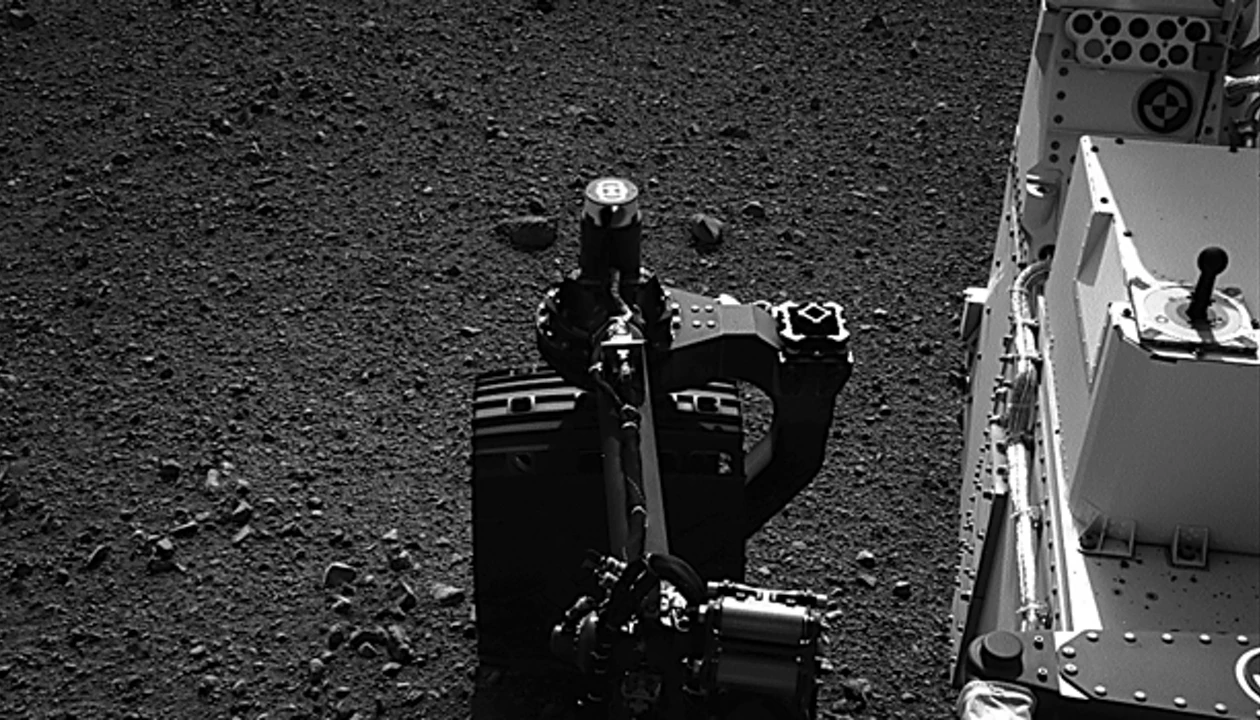 Rover Performs Well During Battery Of Tests After Landing On Mars