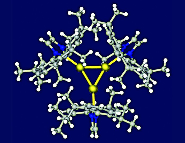 Triangular-Gold-Cluster-Exhibits-Delocalized