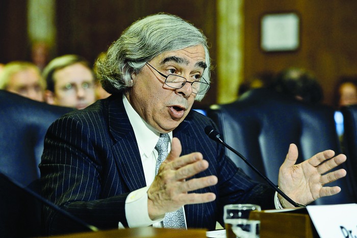Ernest Moniz Biografia