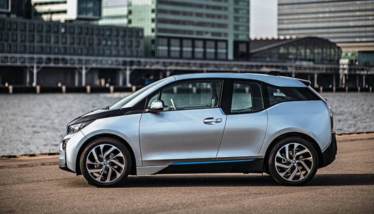BASF Coats BMW’s Carbon-Fiber Car