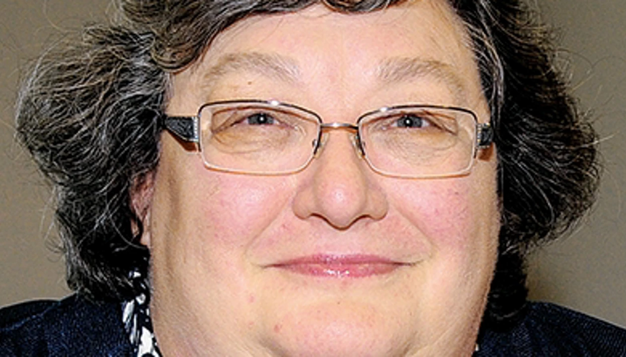 Volunteer Service Award To Cynthia Larive