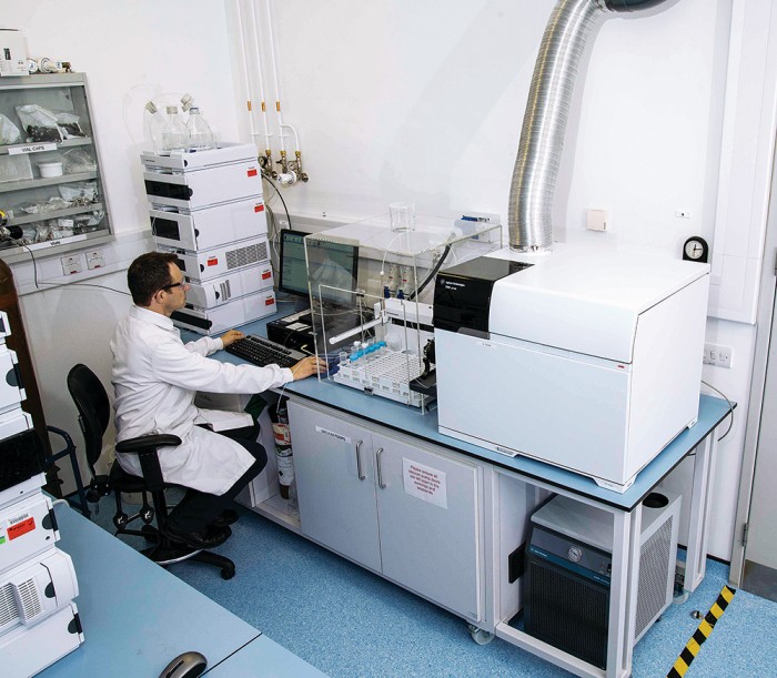 Almac-Adds-Equipment-Metal-Testing