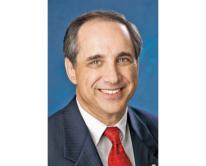 Robert-Massie-Dies-66