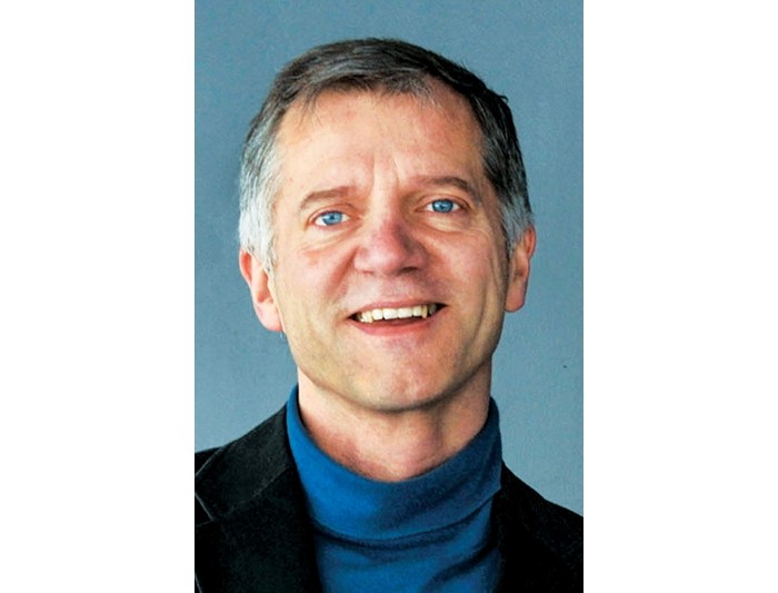 Barry-L-Karger-Medal-Matthias