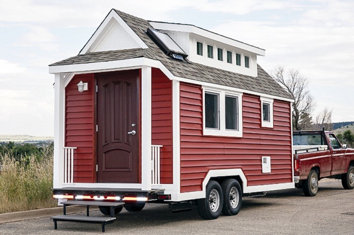 California-Tiny-Plastic-House