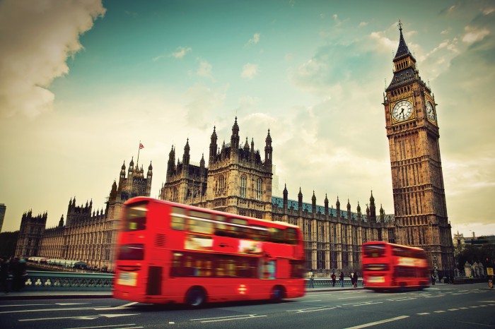 UK-fractures-over-fracking