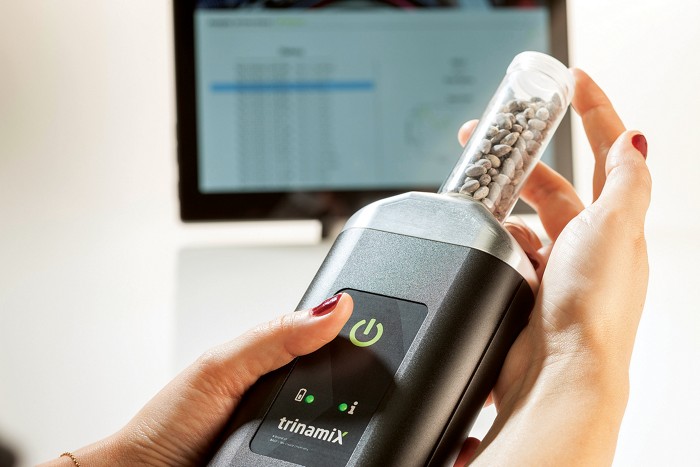 BASF subsidiary trinamiX launches handheld near-infrared spectrometer