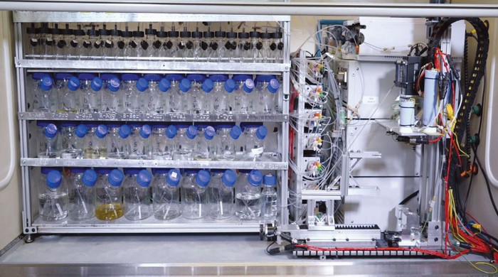 Automated synthesizer can make long protein chains quickly