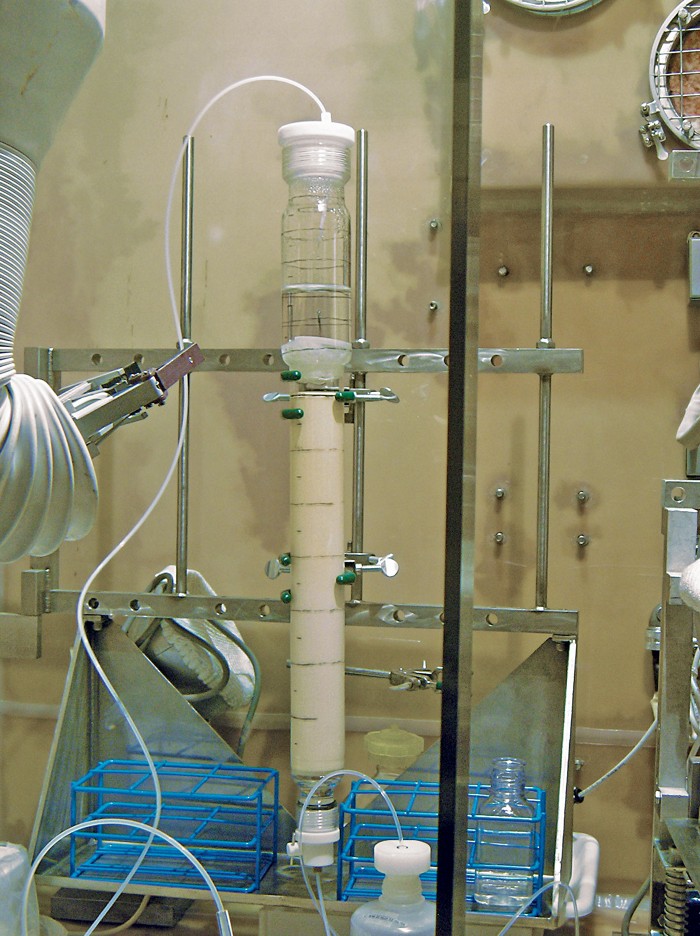 Mining medical isotopes from nuclear waste