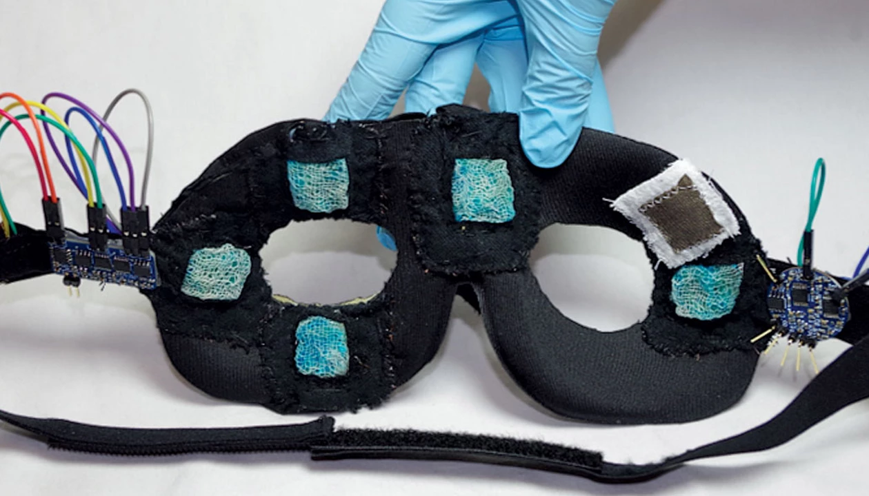 New hydrogel electrodes sense eye motion comfortably