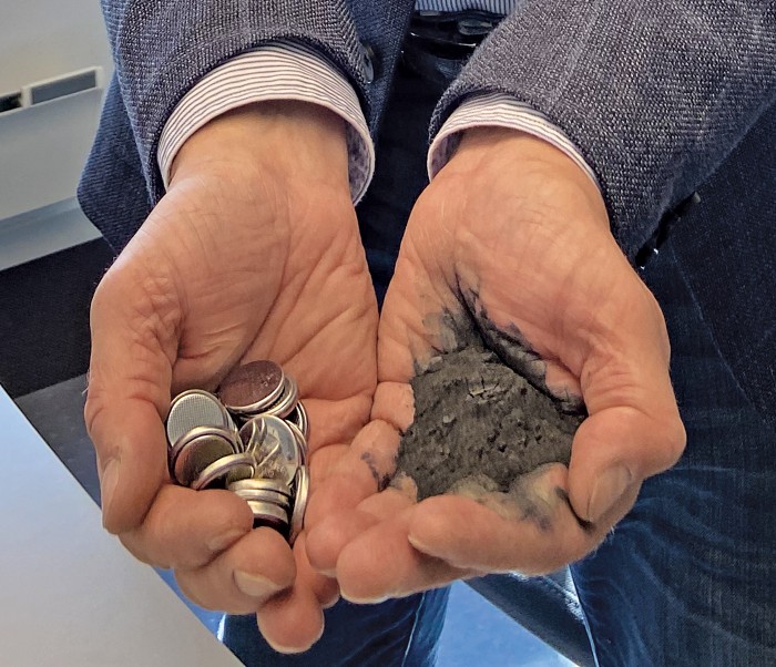 Graphite for batteries attracts investment