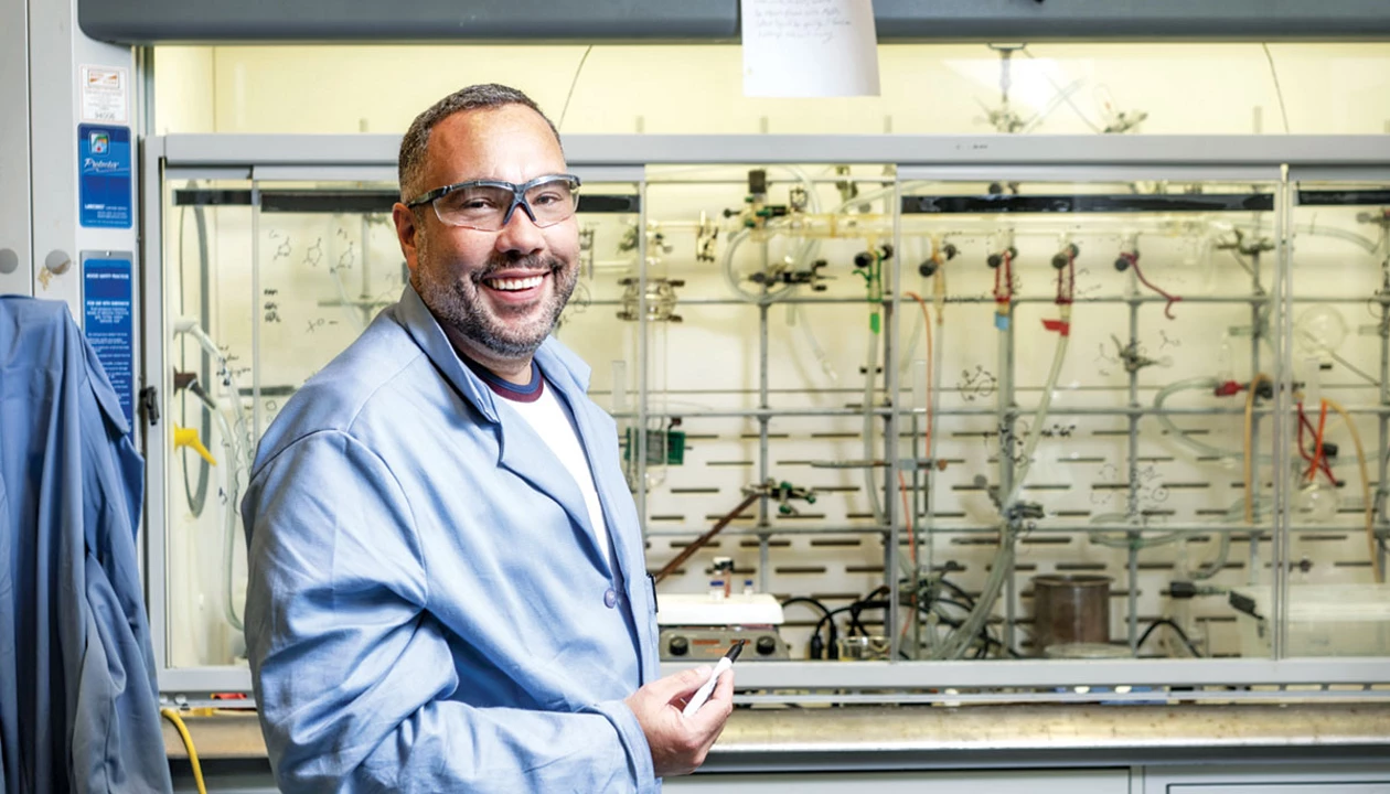 ACS Scholar alumnus: Daniel Mindiola