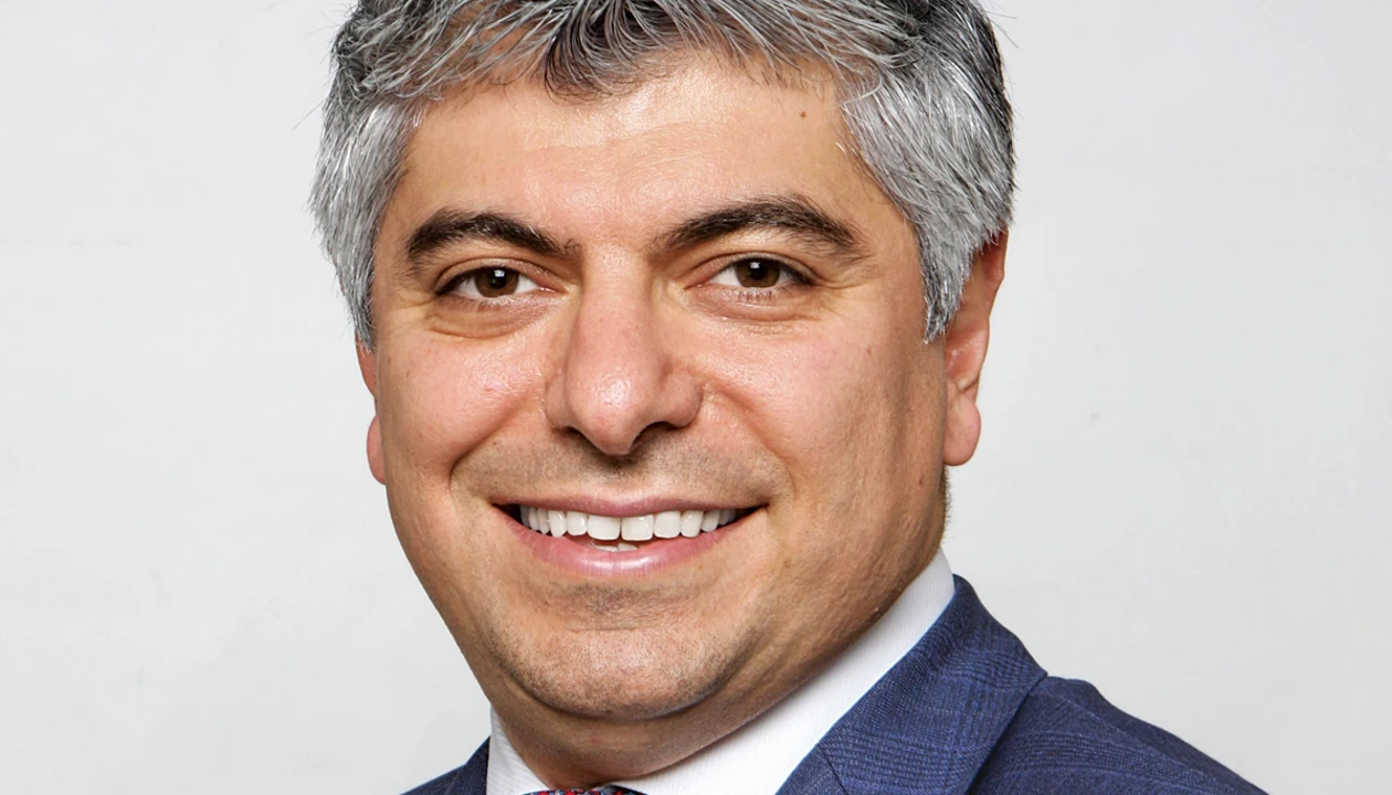 Kaveh Kahen takes over as Advion CEO
