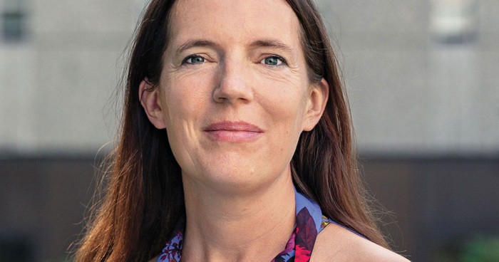 Biomaterials engineer Molly Stevens creates materials for tissue ...