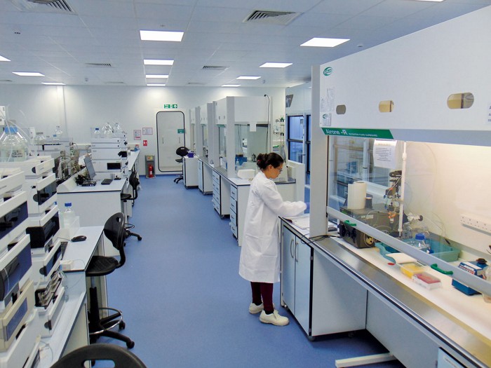 Sterling Pharma and Seqens boost pharma service R&D