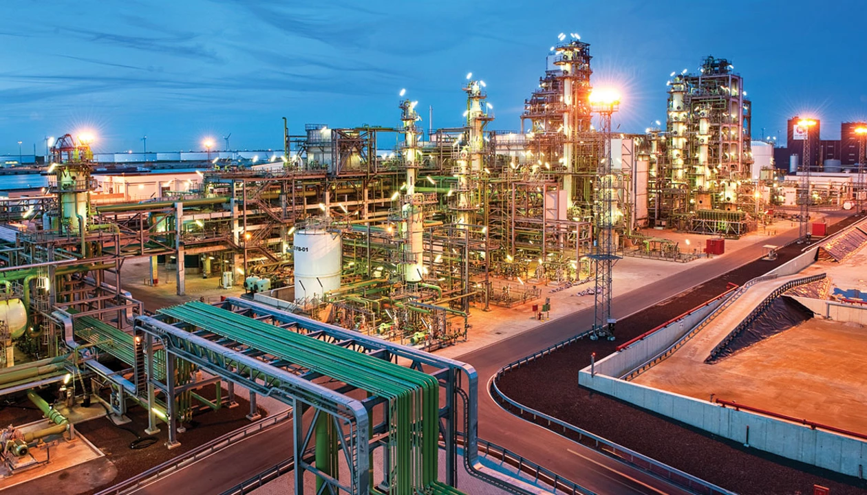 Neste will expand renewable product refinery