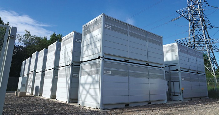 Flow batteries, the forgotten energy storage device