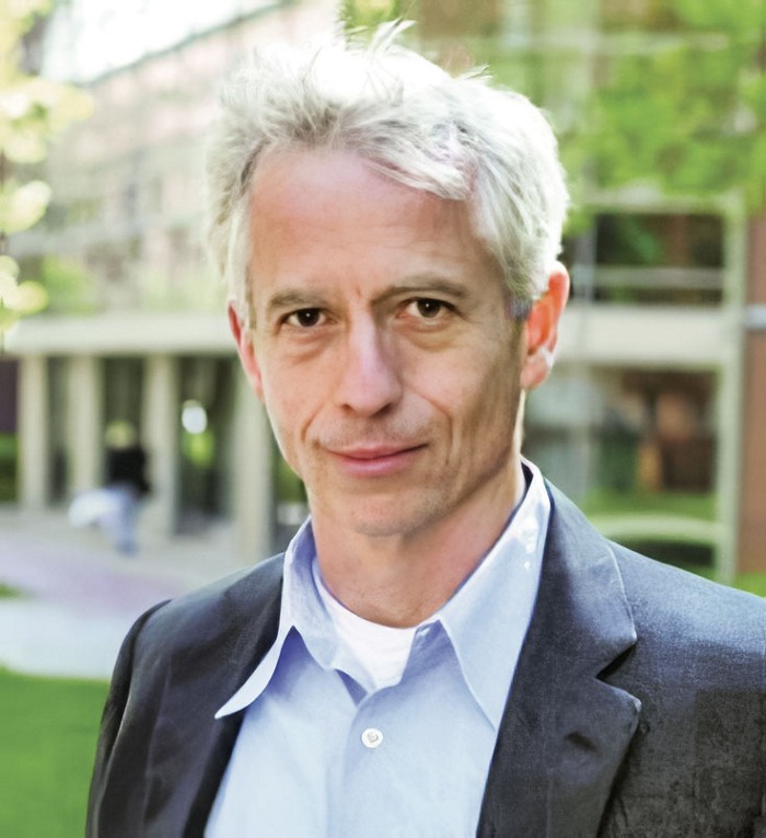Jacobsen receives 2024 Willard Gibbs Medal
