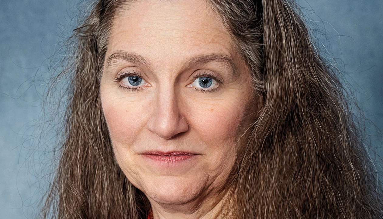 For District V director: Lisa M. Balbes