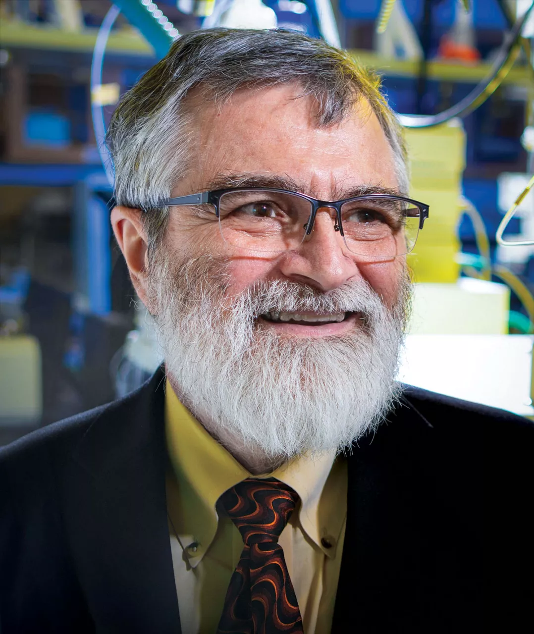 Luis A. Colón lleva décadas promoviendo la diversidad en química