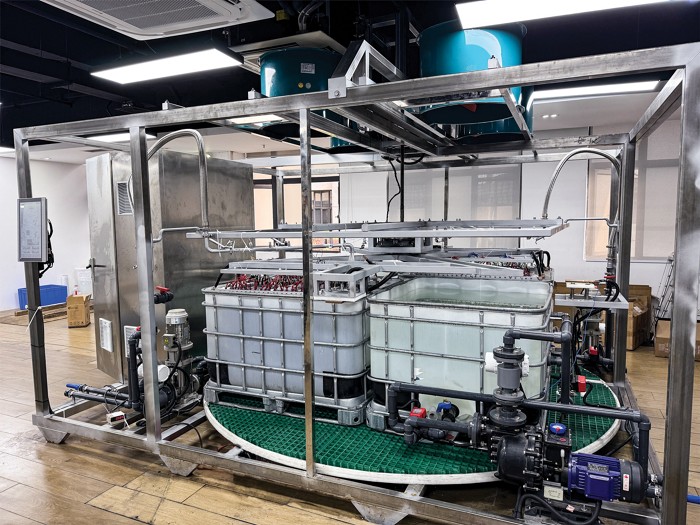 A miniature battery for bio-integrated devices