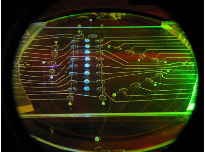 One-Chip-Sample-Extraterrestrial-Chemicals