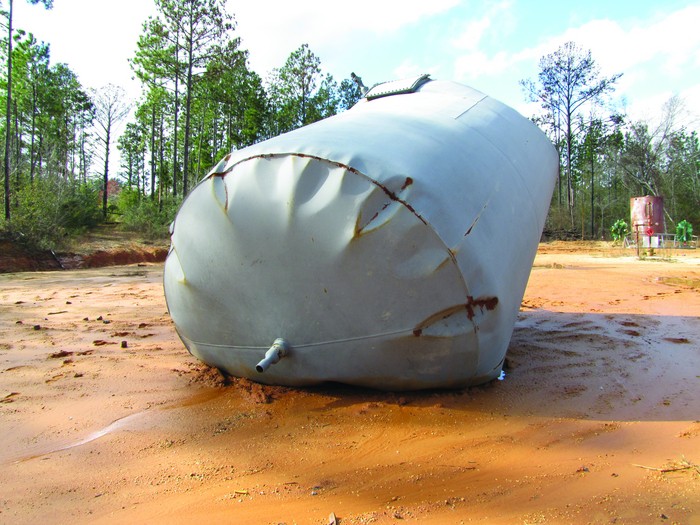 Report-Warns-Tank-Hazards