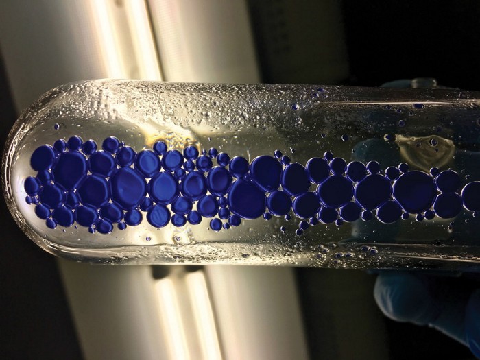 Chemistry in Pictures: Blue death