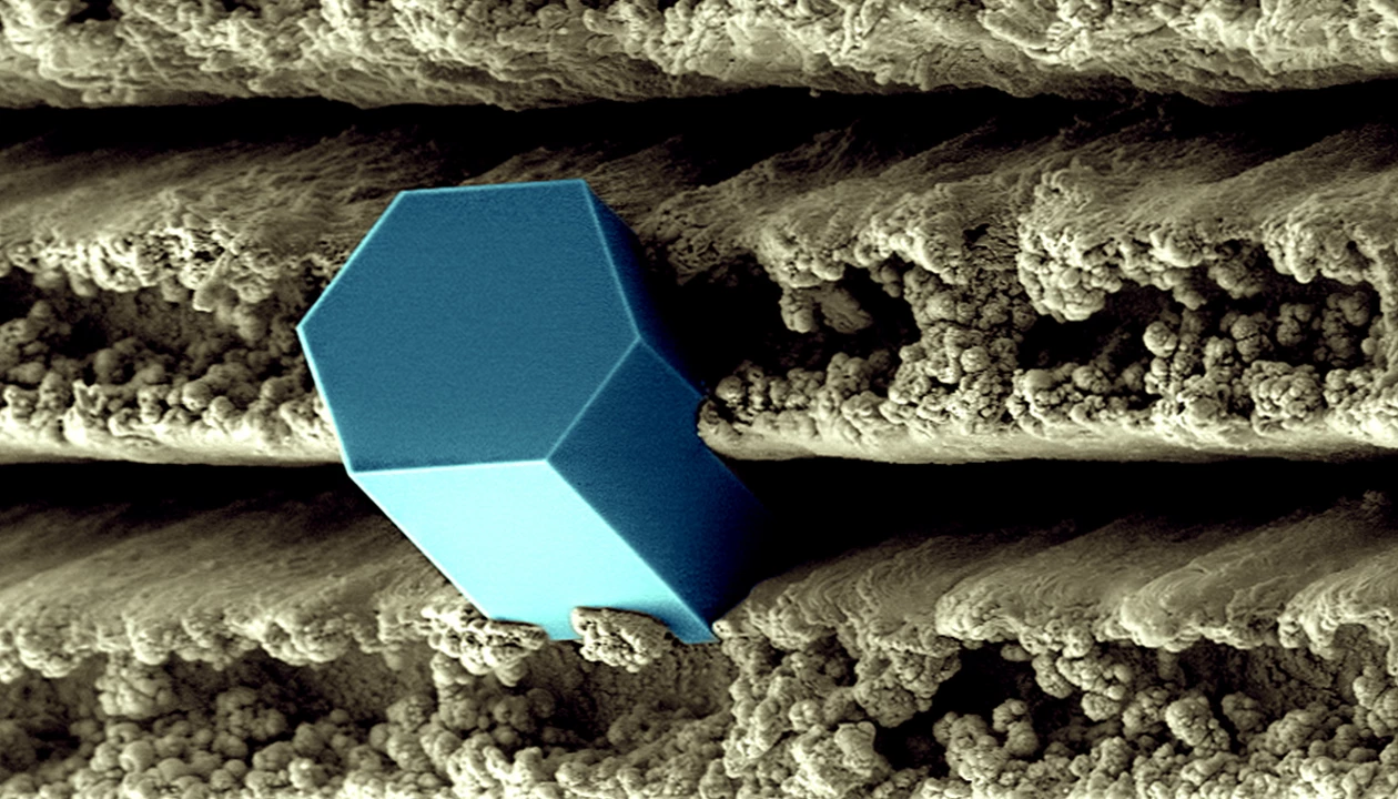 Chemistry in Pictures: Embedded ice﻿