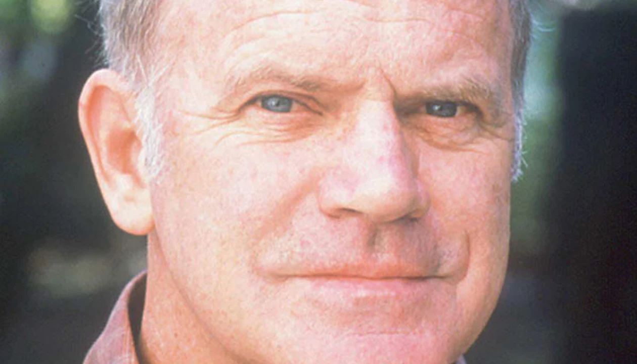 Kary Mullis dies at age 74