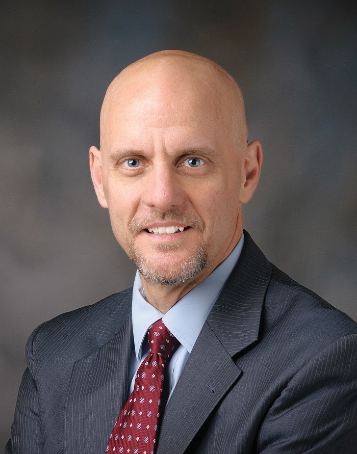 Trump picks Stephen Hahn to run the FDA