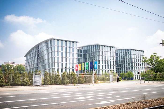 BASF surprises with strong fourth-quarter results