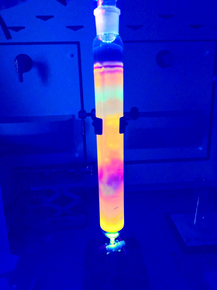 Chemistry in Pictures: Technicolor dream column