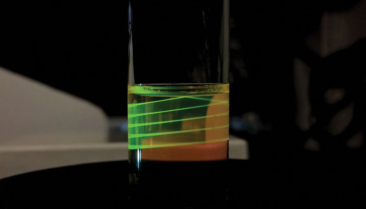 Chemistry in Pictures: Light show