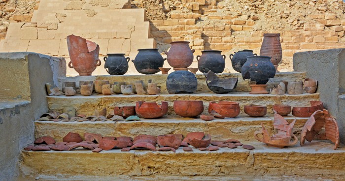 Ancient pots contain chemical secrets of mummification