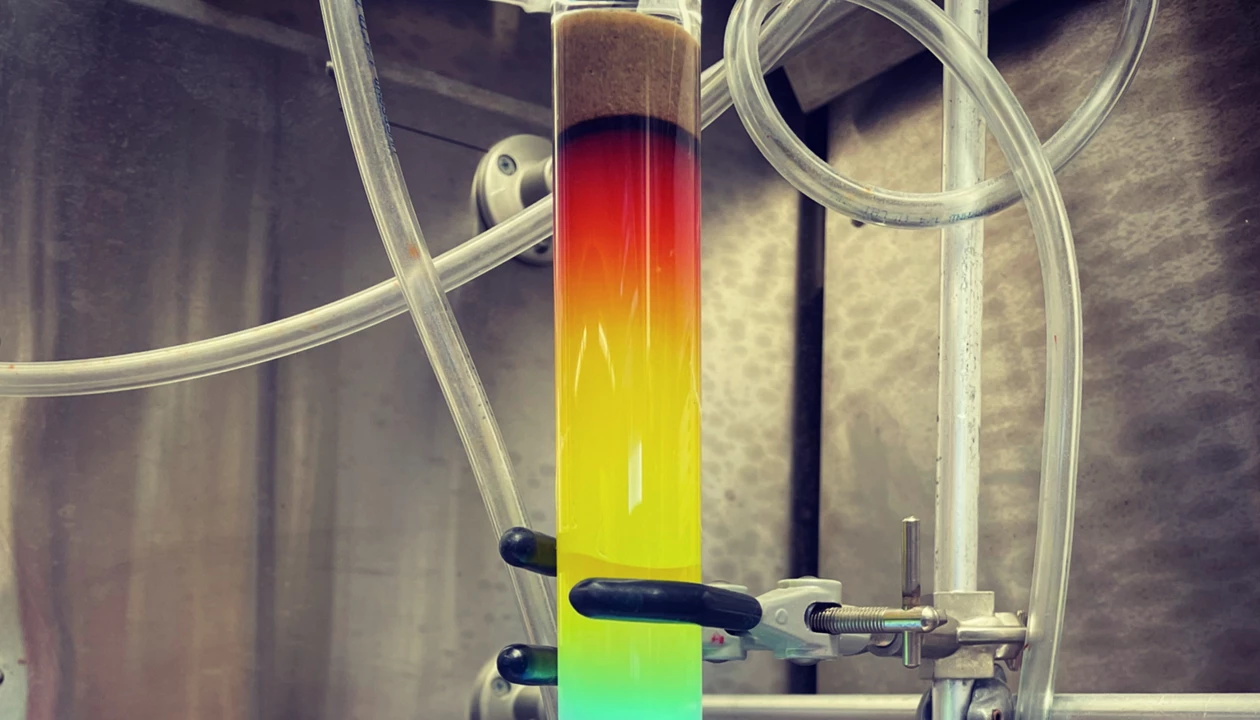 Chemistry in Pictures: Column colors