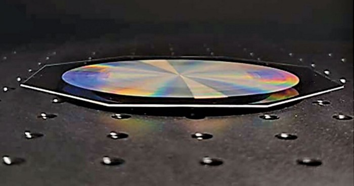 Engineers make the largest metalens ever