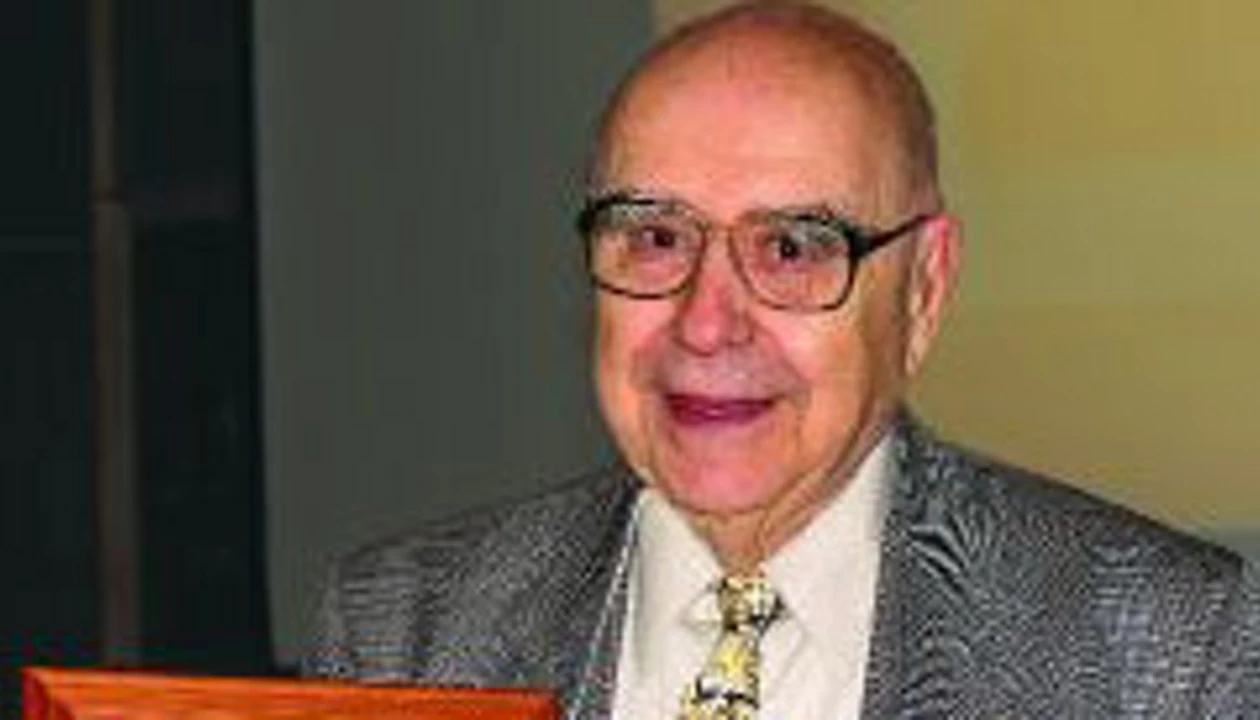 Alfred Bader Honored at Queen's University