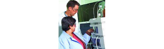 DRUG-TESTING-LAB-STANDS-READY