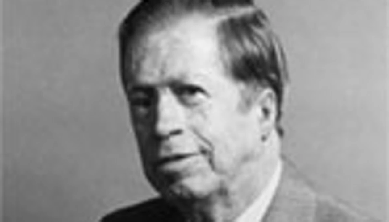 Nobel Laureate R. Bruce Merrifield Dies At 84