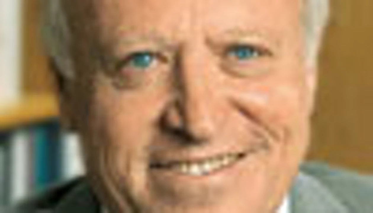 Wacker Prize Goes to Yitzhak Apeloig