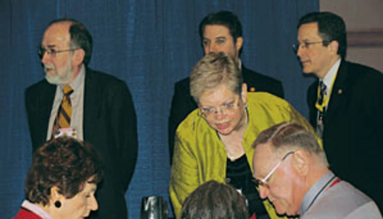 Board, Council Meet in Chicago
