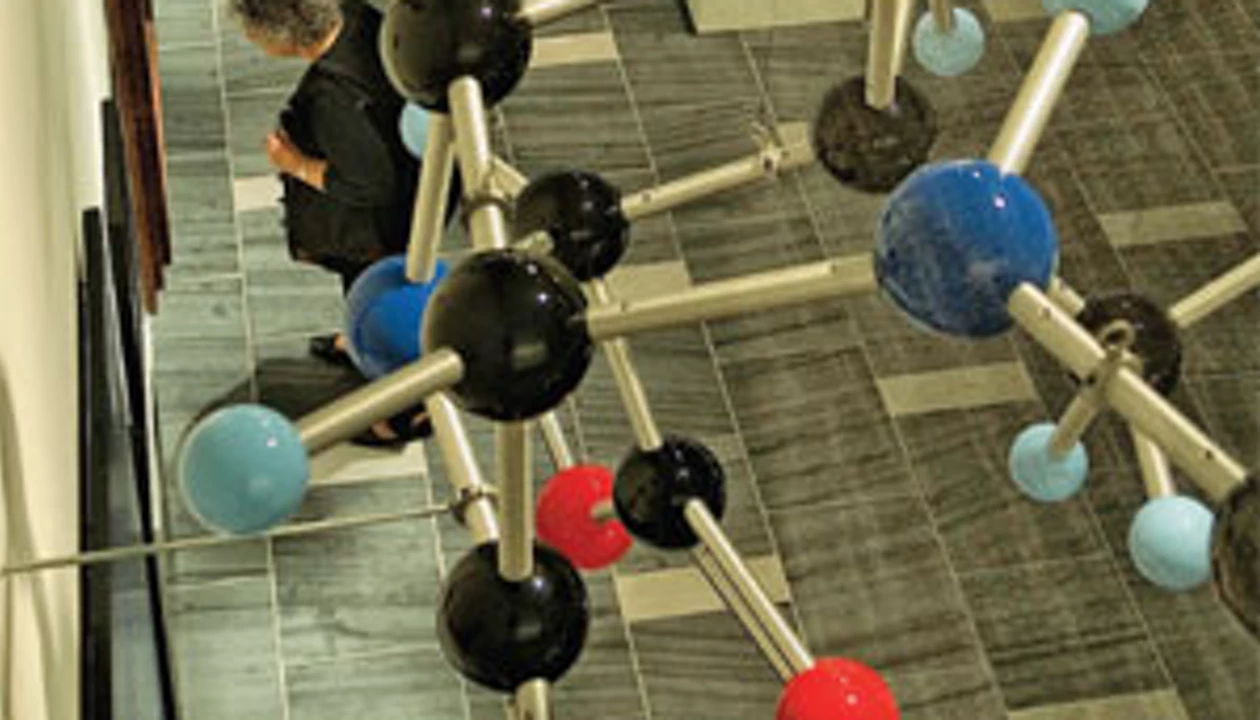 'Molecules That Matter' Explores The History And Societal Impact Of 10 ...