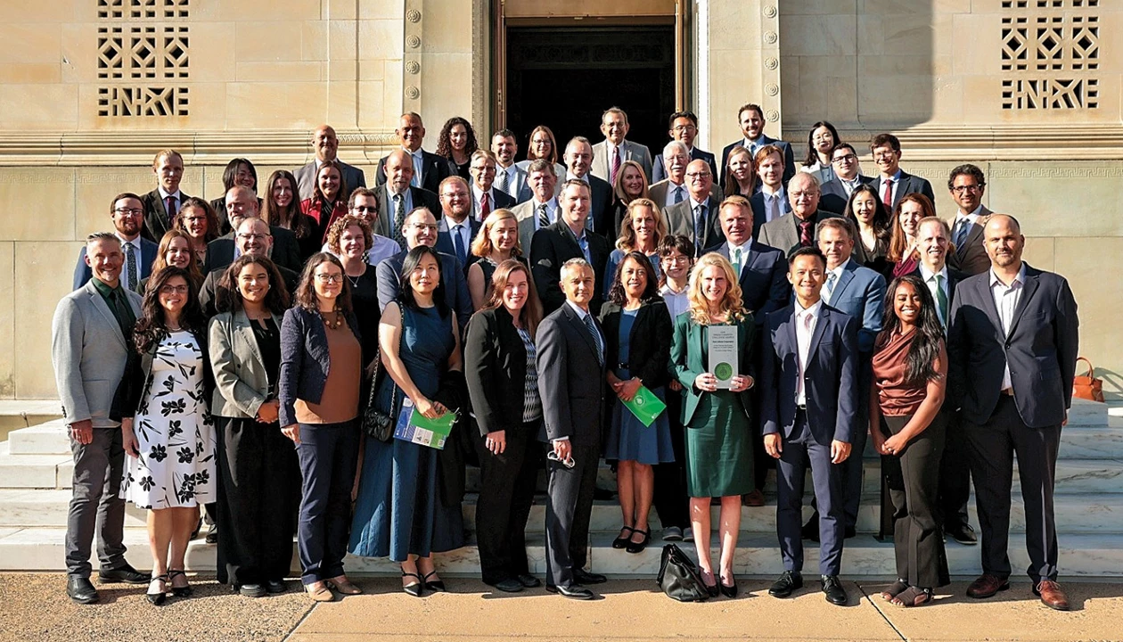 ACS honors sustainable chemistry innovators with 2025 Green Chemistry ...