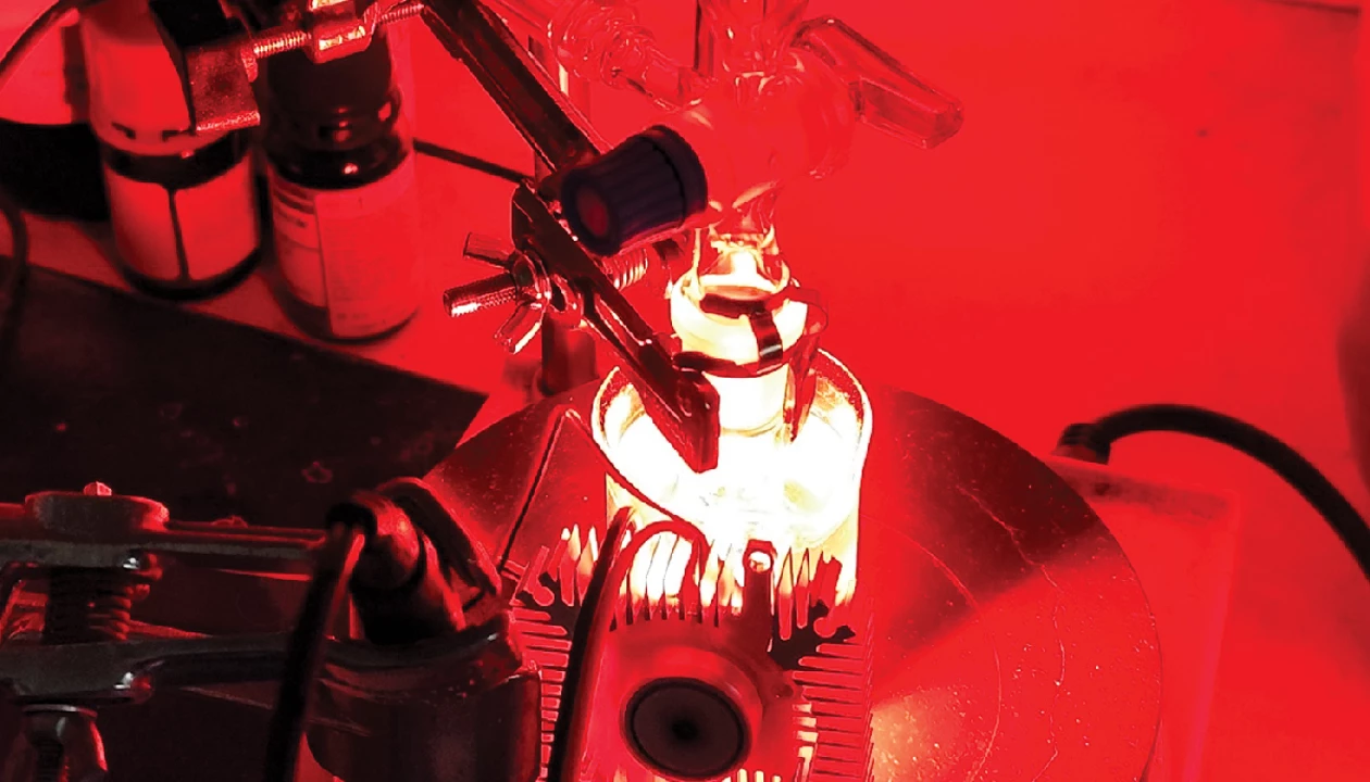 Chemistry in Pictures: Color control