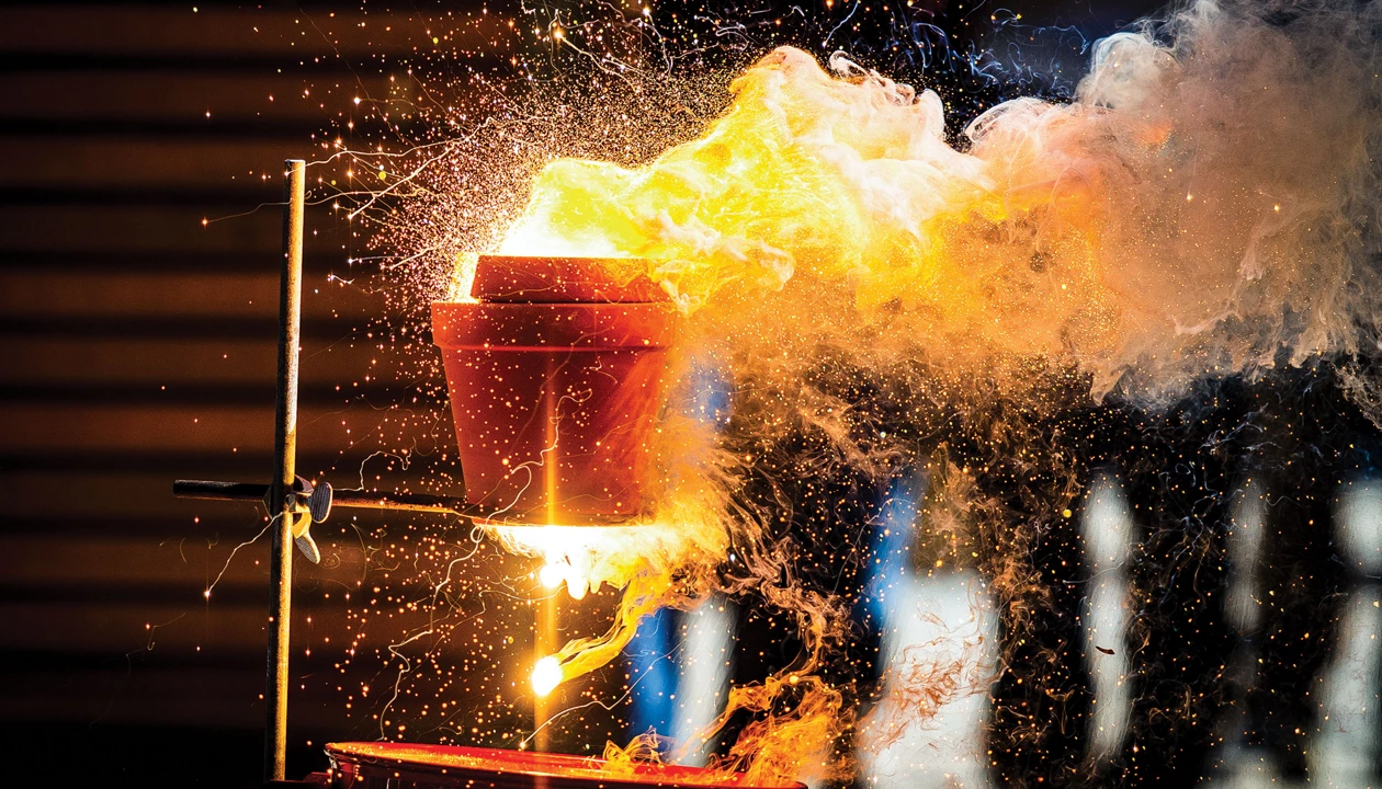 Chemistry in Pictures: Unleashing the power of thermite