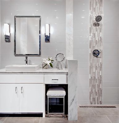 Bianco Carrara Pol Curb Marble Floor Tile - 6.6 x 60.96 in. - The Tile Shop